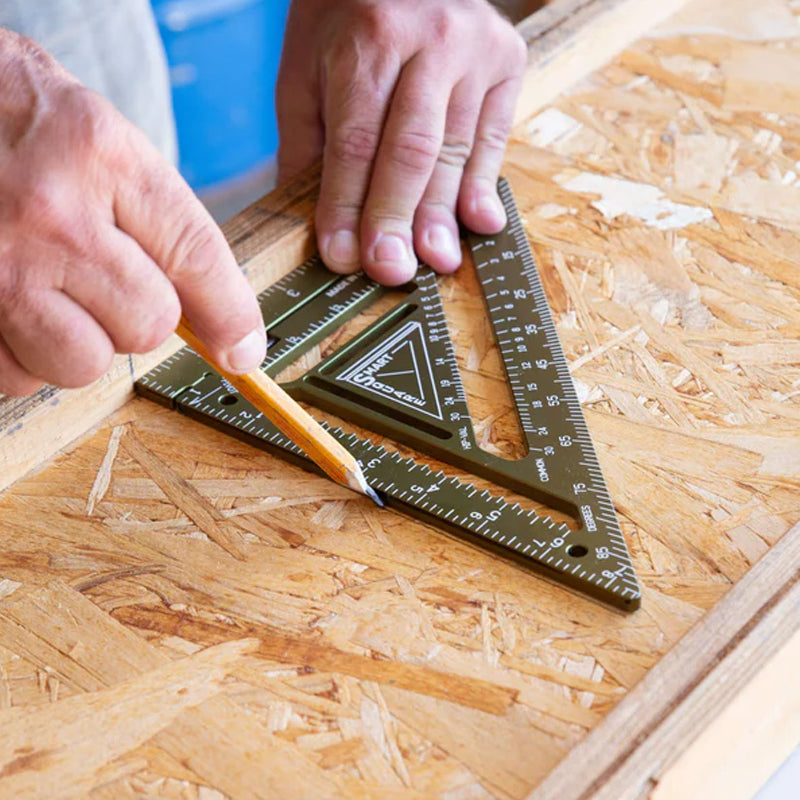 Innovative Rafter Square Tool – yoyocats